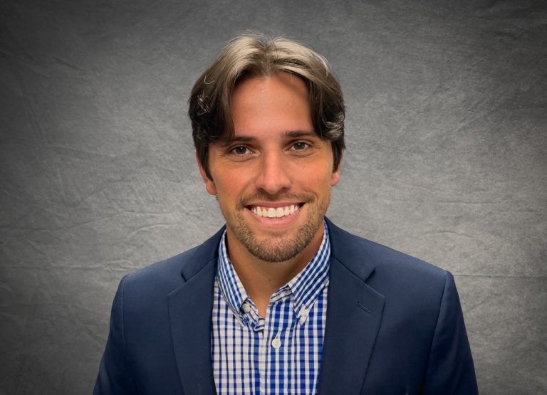 Ryan Deakle – Adjust U